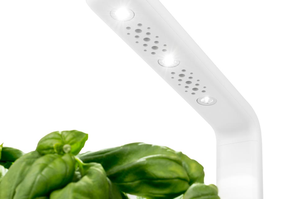 The Ultimate Smart Indoor Garden | Click & Grow